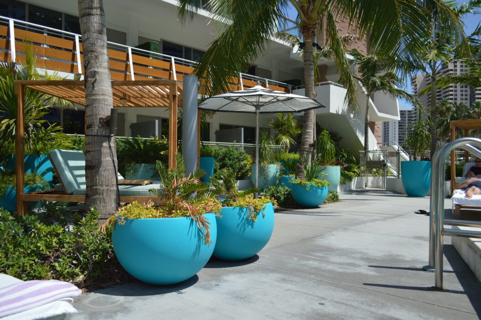 Enhance Guest Experiences with Fiberglass Planters for Resorts | Jay ...